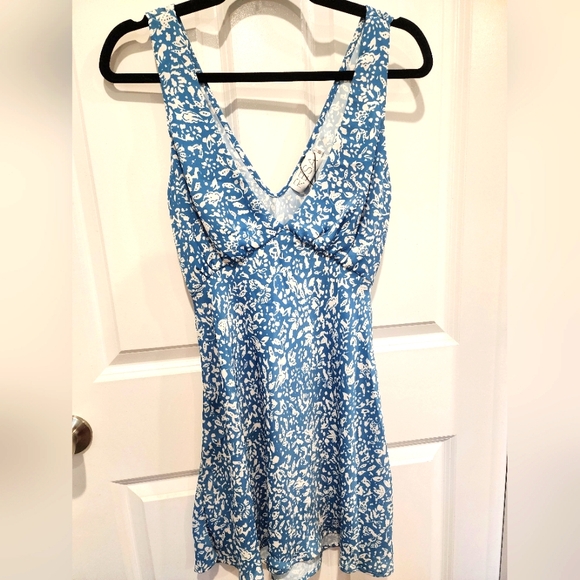 RESA | Dresses | Resa Frankie Mini In Iris | Poshmark